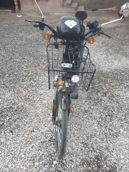 Yangi Veloskuter.