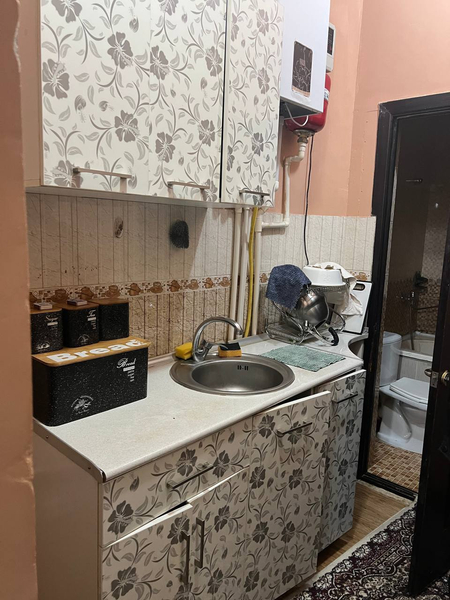 Сдаётся срочно 1 комнатная квартира 300$