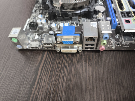MSI H55+i5 760+4Gb