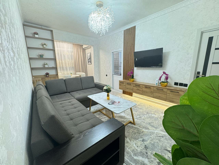 Продаётся квартира Чиланзар 13 2/2/4