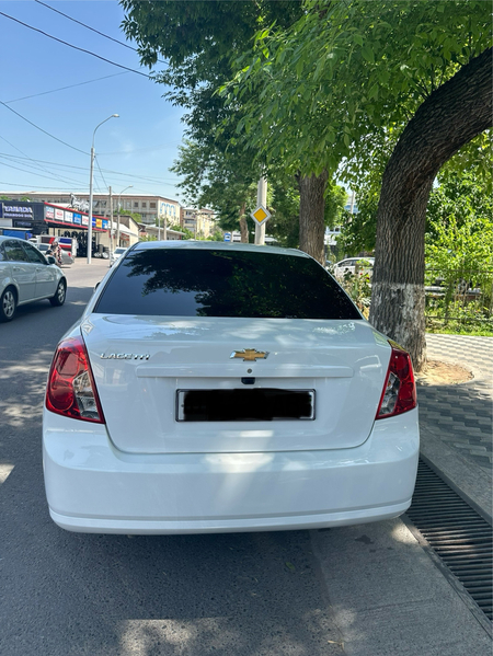 Chevrolet Lacetti Arendaga beriladi