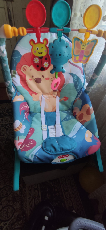 Продам детскую качалку в идеале
