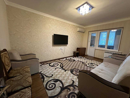 Аренда квартиры  Гостиница Россия 2в3ком.1этаж.4этажка