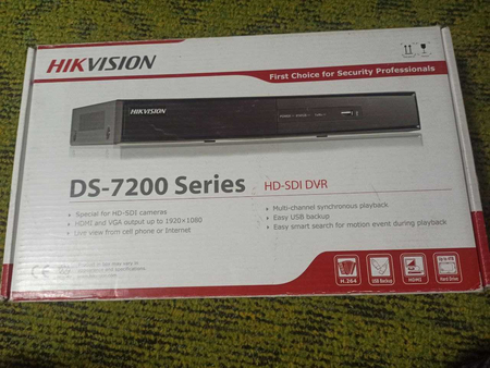 Продается регистратор для видеонаблюдения Hikvision DS-7204