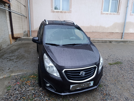 Спарк срочно сотилади автомат