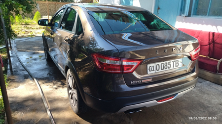 lada vesta kross ful pazitsa