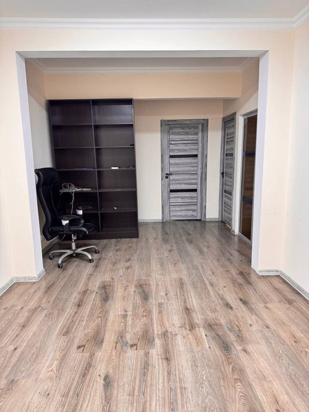 Продается Коммерческое Помещение 95 м2 ремонт Шампанская