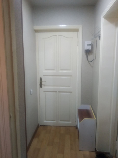 Продается Чиланзар 6 1комн.2 этаж. Кирпич.