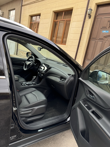 Equinox premier 2022 hybrid