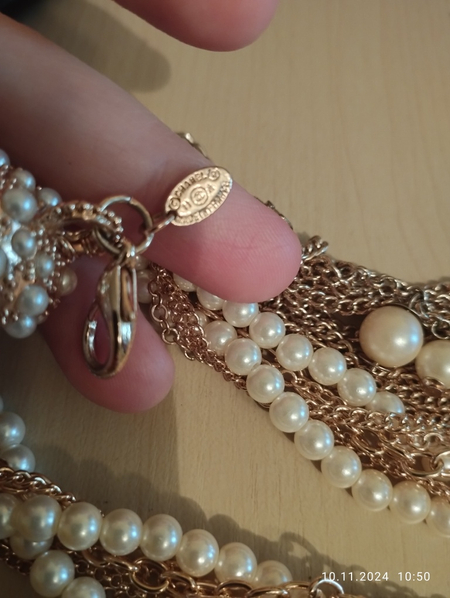 Продам оригинал Chanel не золото.