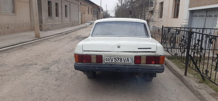 Волга 31029 сотилади