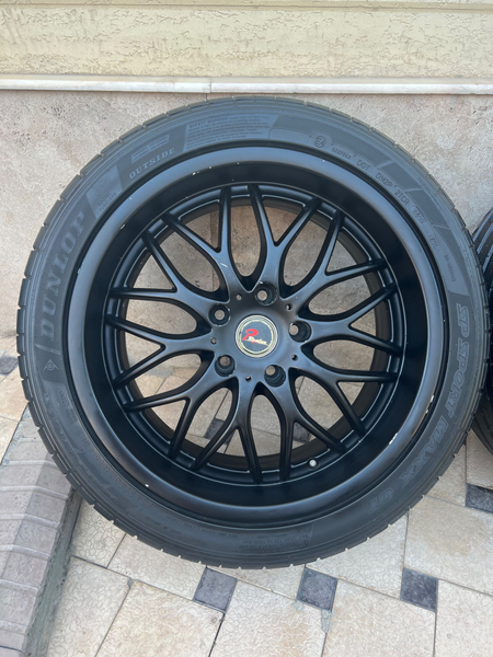 Литые диски R18 с резиной для BMW