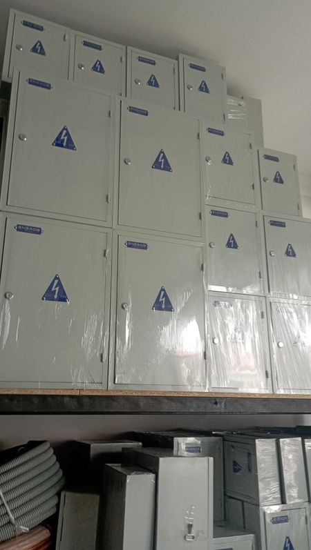 Elektroʻ skaf (shit) hamma razmerlaridan narhlar arzon