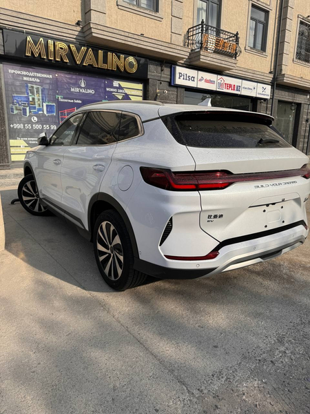 Byd Champion Bez probeg Oq rang