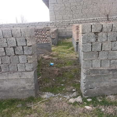 Продам недостроиний участок