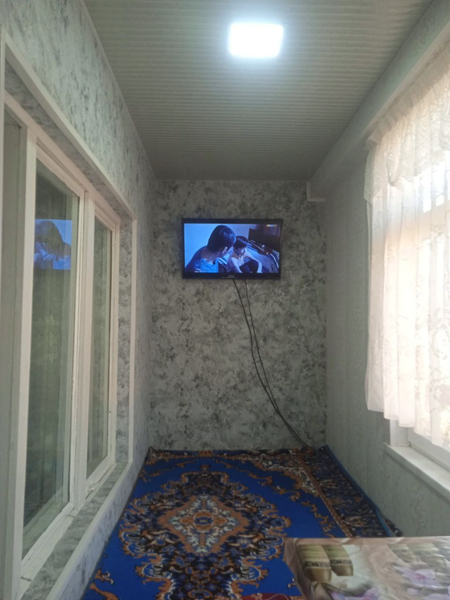 Срочно продам 2х комнатная квартира в районе 5/3. 4 Этаже.