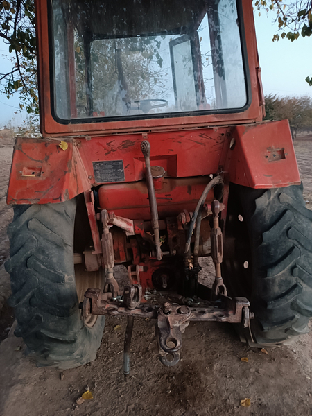 Traktor yumizi akamlyotor yuq 4 balon eskiroq