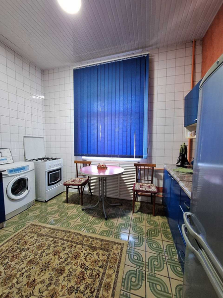 Сдаётся 2-х комнатная квартира, ор-р метро 