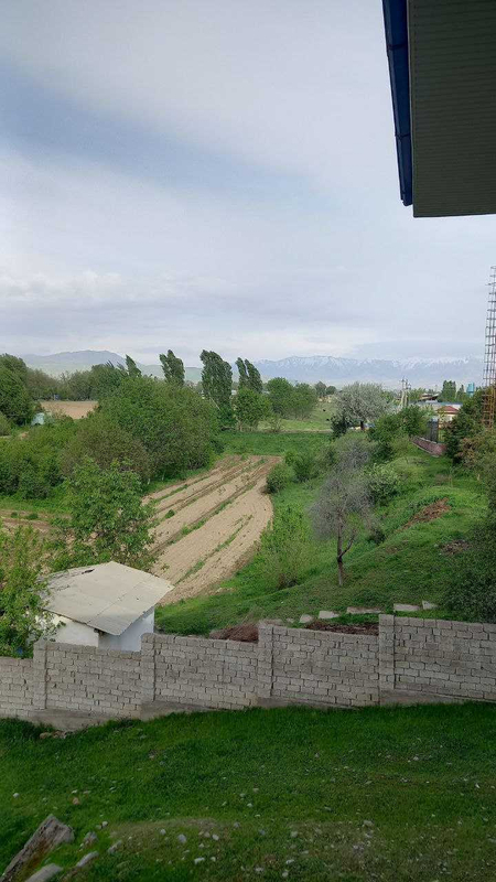 Паркент.Курортная зона.Продам дом-коробка на 3уровнях и на 16сотках