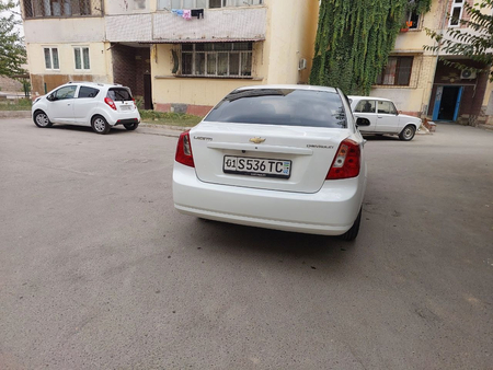 Продаётся Lacetti, Срочно