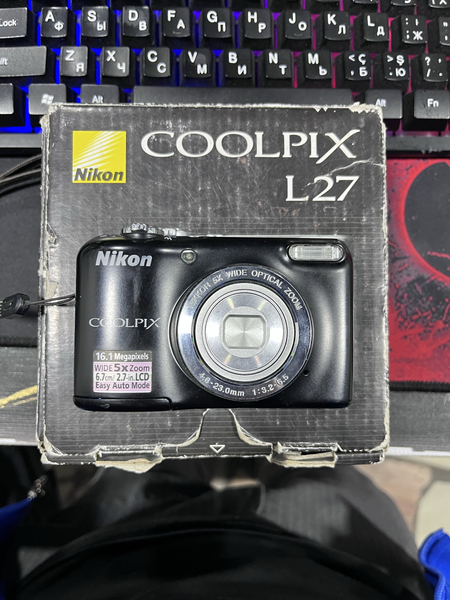 Nikon Kamera  sefravoy sotiladi