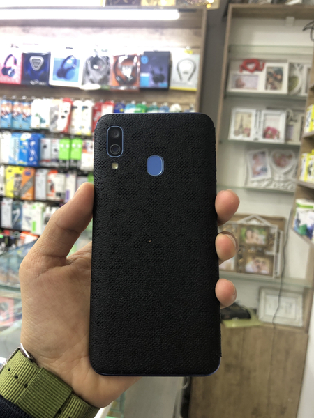 samsung A40 64 gb