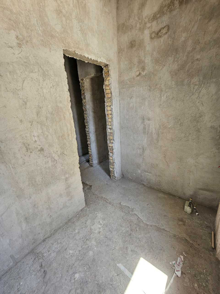 2 xonali 46m² 1-qavat uy sotiladi