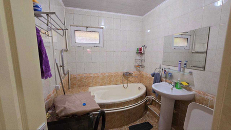 V4691 3/2/4 Дархан, Ул.  Кары Ниязи ЗАГС 75м2 Отличный ремонт