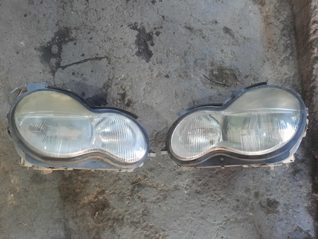 Фары Mercedes  W203
Фары
Mercedes-Benz W203