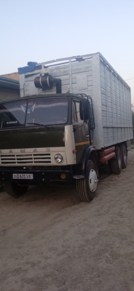 Kamaz bartavoy srochna sotiladi