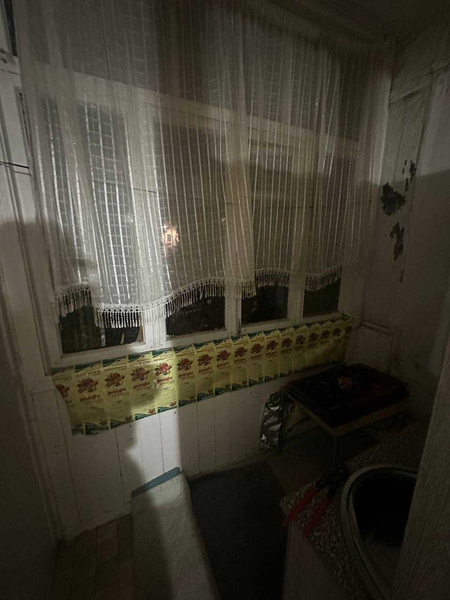 СРОЧНО !! Продается квартира в Яшнабаде 2/2/4 ( 47 кв/м ) Авиасозлар 3