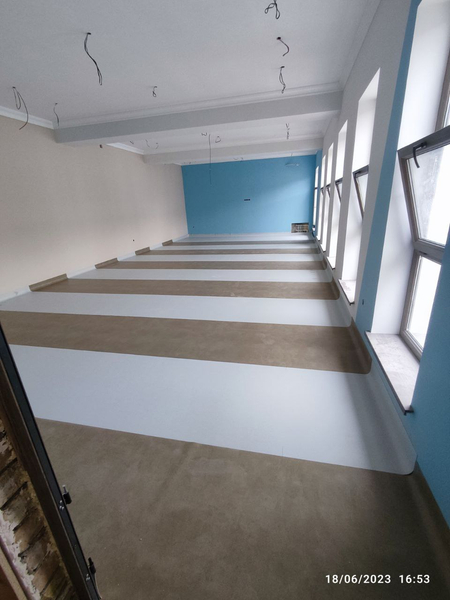 Linoleum, pvh, rezina poʻl nalivnoy pol