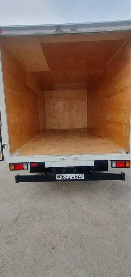 Isuzu  yuk furgon CNG