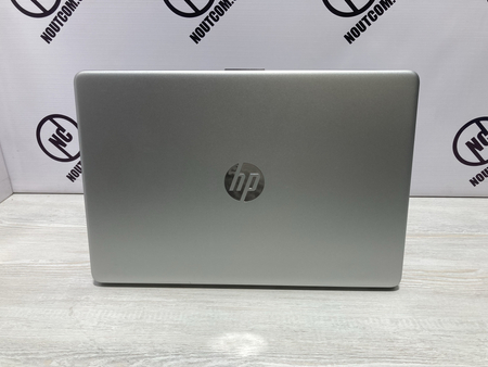 Hp i3-1215U 8/256 ideal