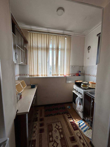 4/4/5 В районе Аэропорта. Учувчилар шахарчаси. 90м2. Сдвоенный зал.
