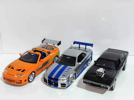 Lykan hypersport железная машинка 1:24 - Доставка