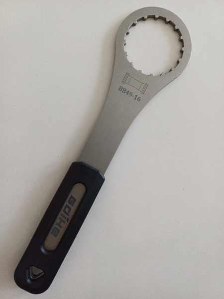 Ключь велосипедный для каретки и гайки Center Lock.