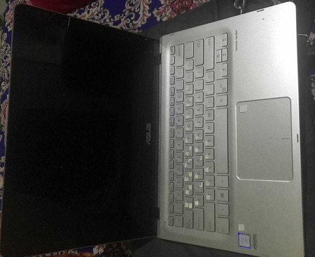 Продается ноутбук ASUS