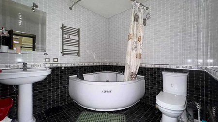 продается 2/2/4
на Ц-1
(Мирзо-Улугбекский район)