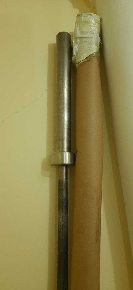 Продаются два олимпийских грифа; диски 2×5кг; 2×2,5кг; 2×1,25кг; замки