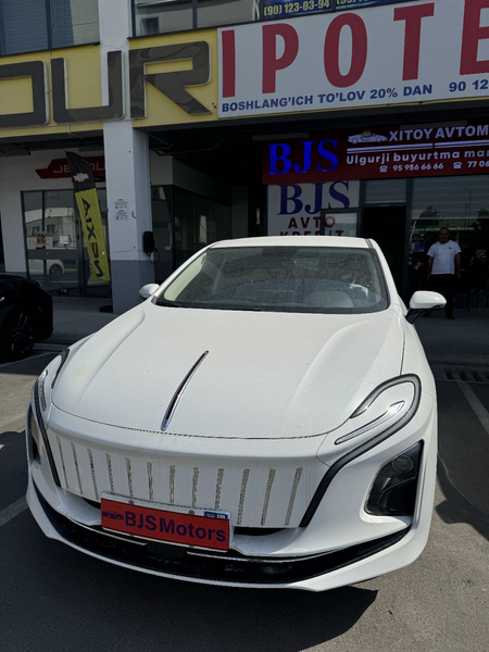 Hongqi EQM5 2024 restyling