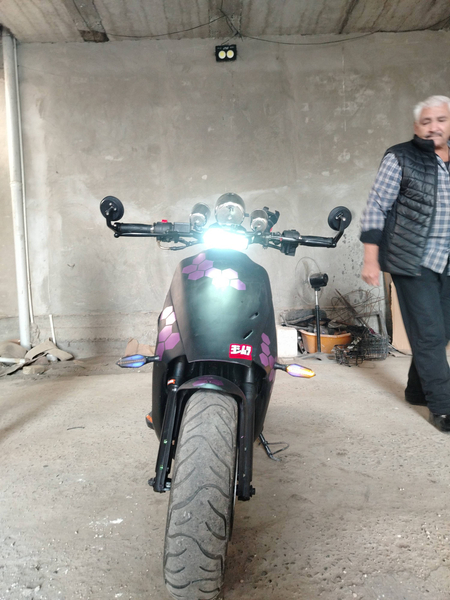 Moto sikil sotiladi benzin