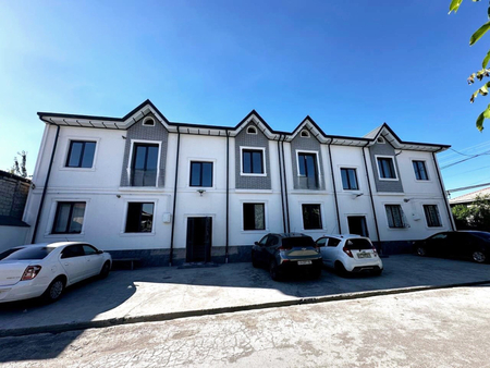 Продается 3 ком кв. Кибрай. Новостройка.