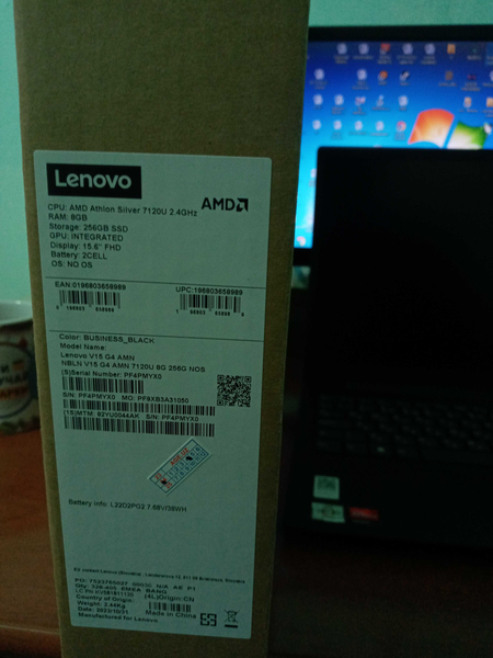 Ноутбук Lenovo AMD