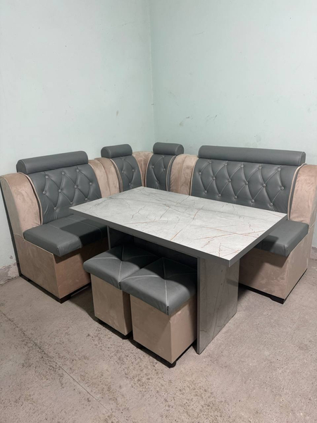 Продаётся новые кухонные уголки