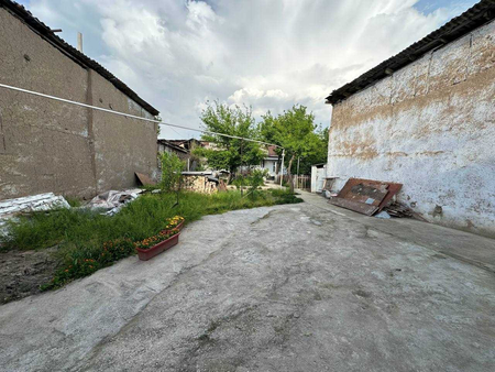 Продаётся дом с большой землёю 5,63 сот Алмазарский р-н Файзи баланд
