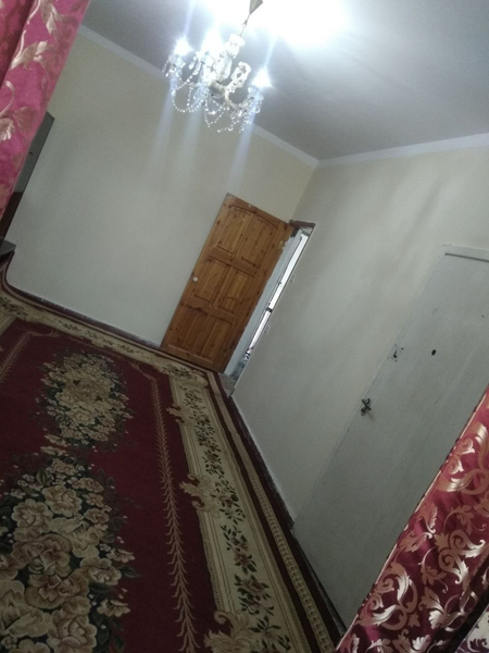 Продается квартира ялангач орр Эко базар 1/4/4