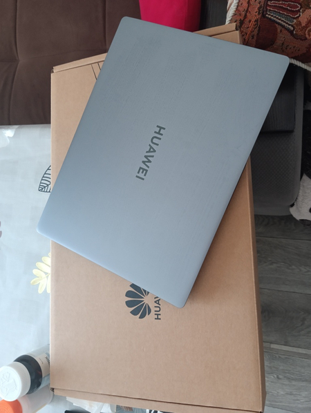 Продаю Ноутбук Huawei