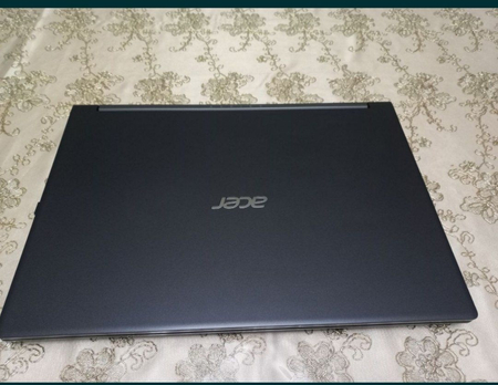 Acer aspire 7 holati yangi