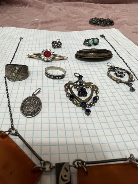 Украшения ссср . 875 , 916 проба . Кольца , серьги . Ожерелье